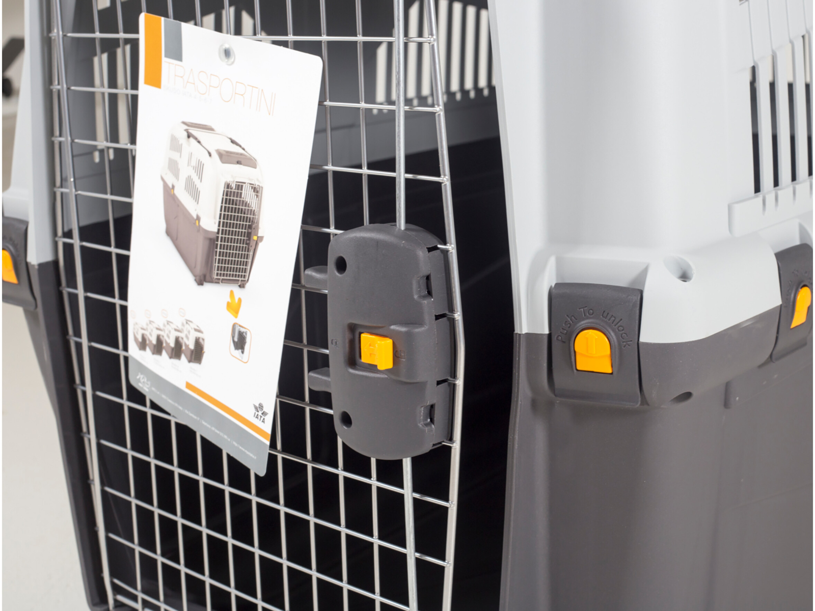 Transport box and metal cages - Transport - DogCarrier plastic Skudo 5 ...